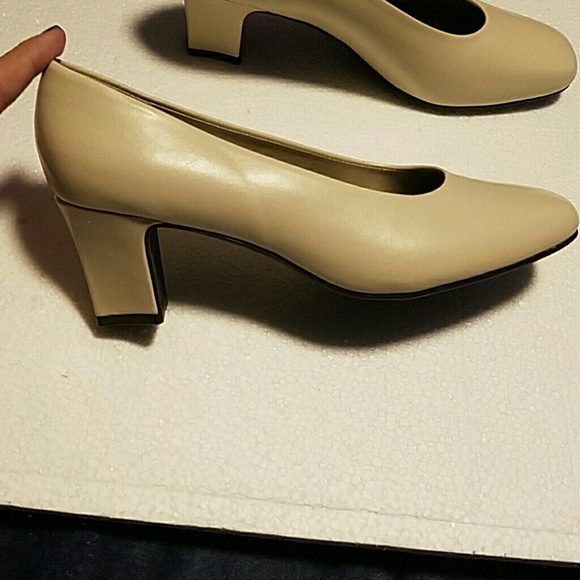 Shoes | Bone Colored Heel | Poshmark